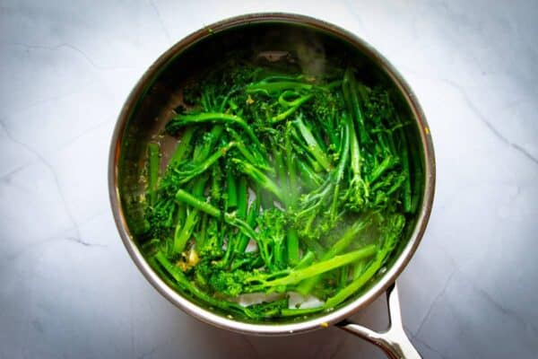 Sautéed Broccolette with Garlic, Lemon and Aleppo Chili (So Easy!)