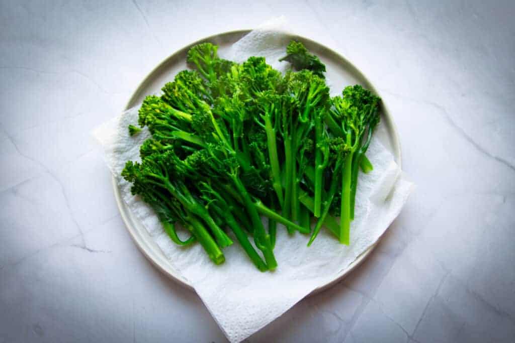 Sautéed Broccolette with Garlic, Lemon and Aleppo Chili (So Easy!)