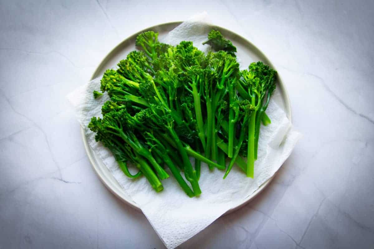 Sautéed Broccolette with Garlic, Lemon and Aleppo Chili (So Easy!)