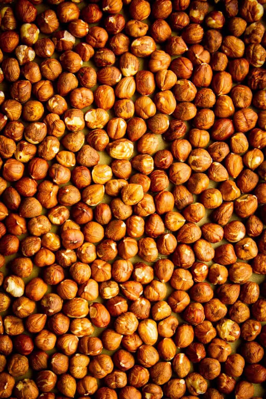 How to Roast Hazelnuts (And Peel them) - Braised & Deglazed