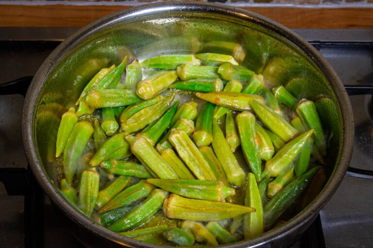 Frozen Okra with Chili, Tomato and Basil (So Tasty!)